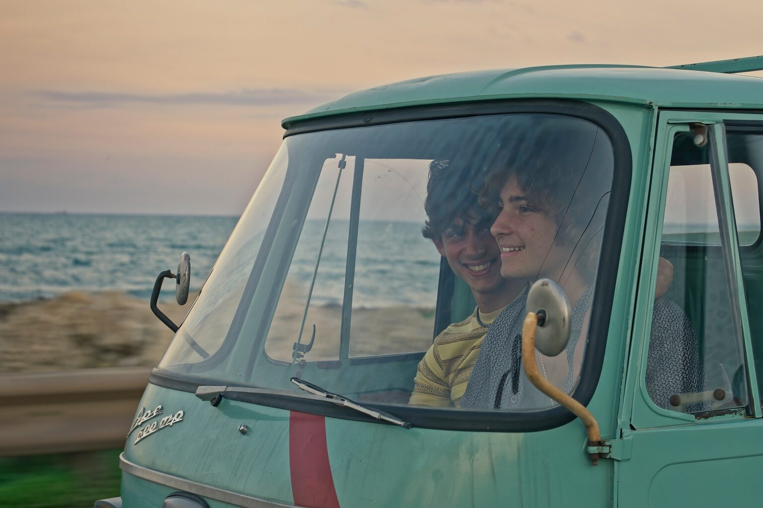 Stranizza d'amuri, il teaser trailer del primo film diretto da Giuseppe Fiorello - Thinkmovies