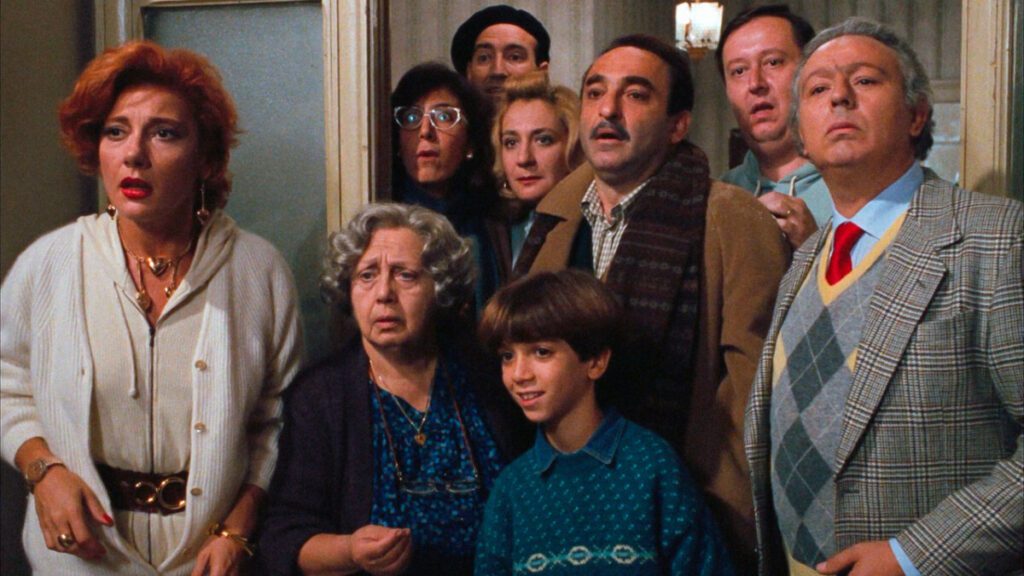 Sotto la maschera della famiglia: l’amara verità di Parenti Serpenti ...